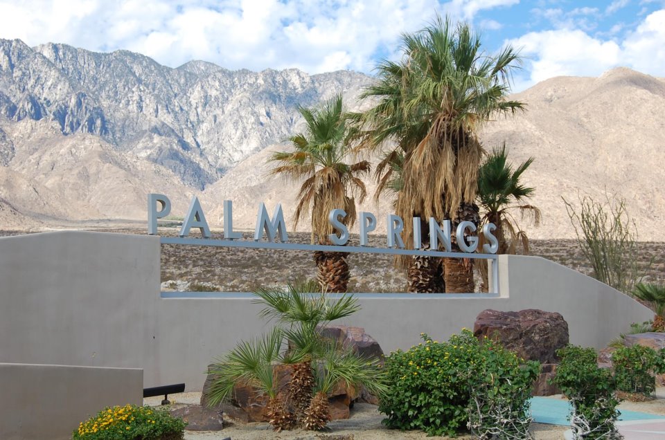 PalmSprings - Wet n Hot